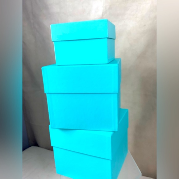 Tiffany & Co. | Party Supplies | Tiffany Co Gift Box Bundle2 Medium ...
